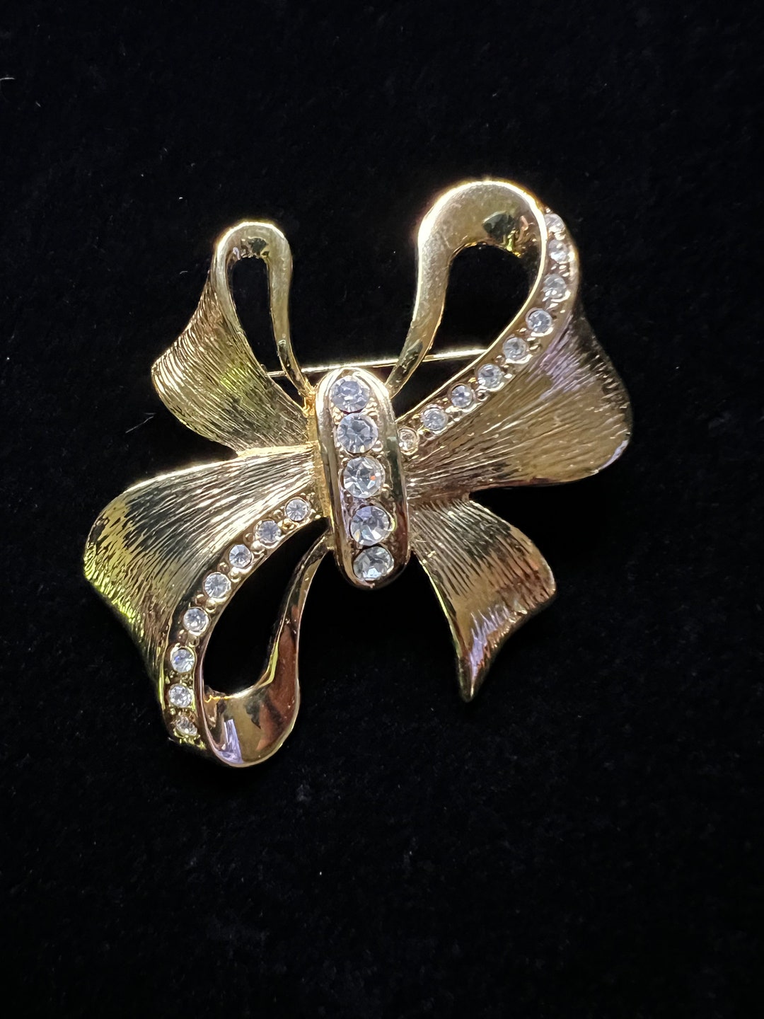 Vintage Lady Remington Brooch - Etsy
