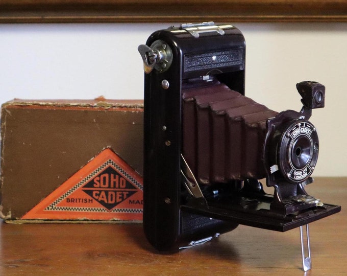 1930's Bakelite SOHO CADET London Folding Bellows Camera With Purple ...
