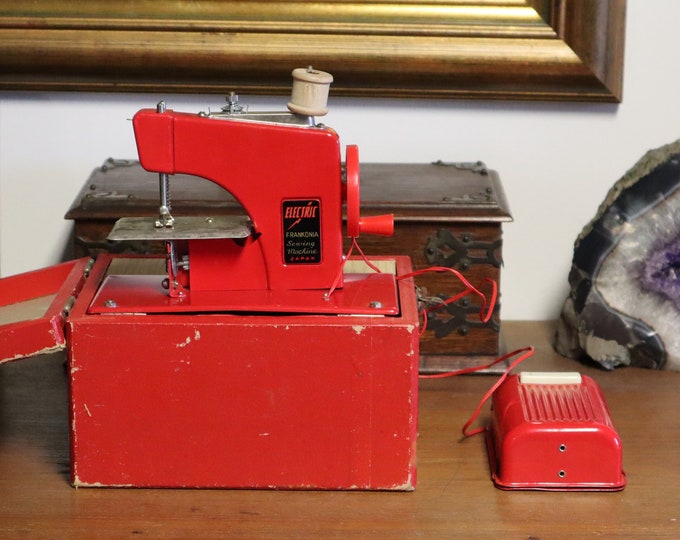 C1960's Franconia Child Electric Sewing Machine With Foot Pedal and ...