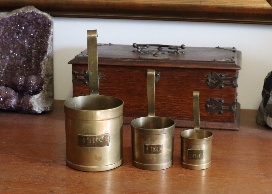 Set of X3 Vintage Brass Measuring Cups With Hangers - 1/2 Litre / 1/2 D ...