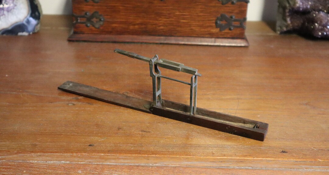 C1780's Stephen Houghton Gold Coin Scale for Guinea and Sovereign Coins ...