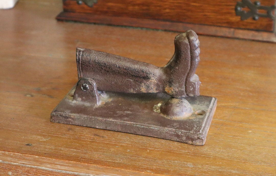 Antique Cast Iron Wellington Boot Door Knocker - Heavy Cast Iron Door ...