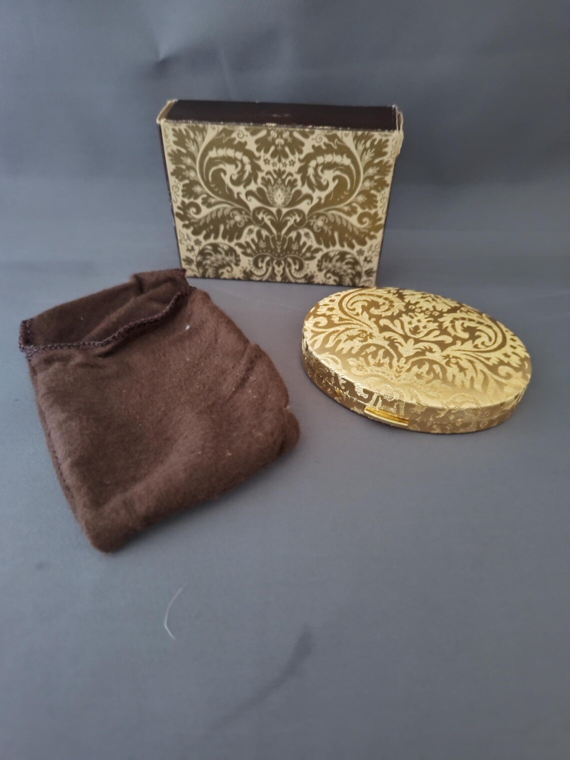 Vintage Avon Compact - Etsy