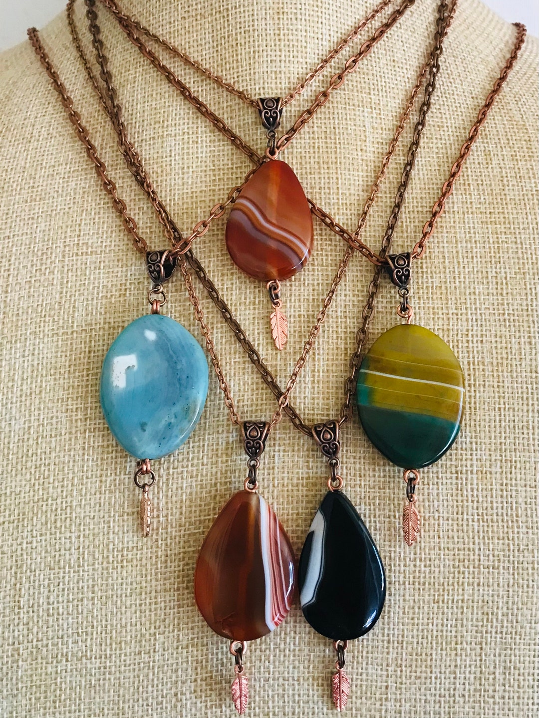 Crystal Agate Stone Pendant Necklace With Varied Stone Colors | Thumb ...