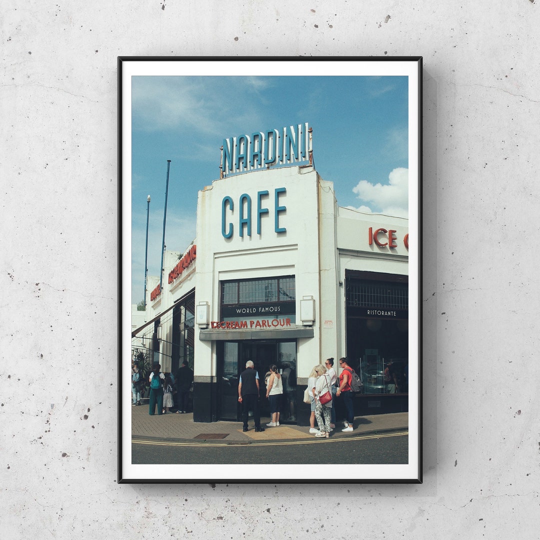 Nardinis Cafe, Largs Print, Largs Wall Art, Largs Poster Print ...