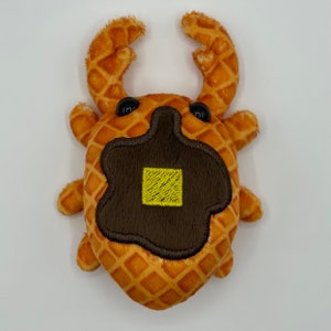 MINI PLUSH Waffle With Syrup Breakfast Stag Beetle Plush Magnetic ...