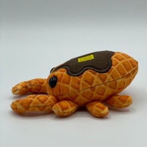MINI PLUSH Waffle With Syrup Breakfast Stag Beetle Plush Magnetic ...