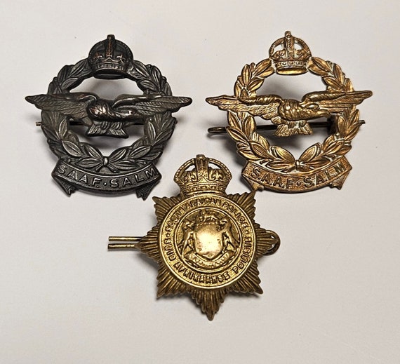 2 South African Air Force Cap Badge SAAF SALM 1929, 1… - Gem