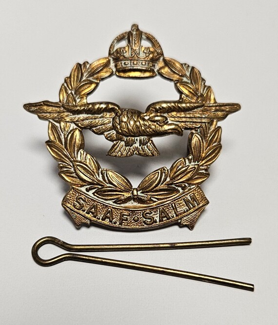 2 South African Air Force Cap Badge SAAF SALM 1929, 1… - Gem
