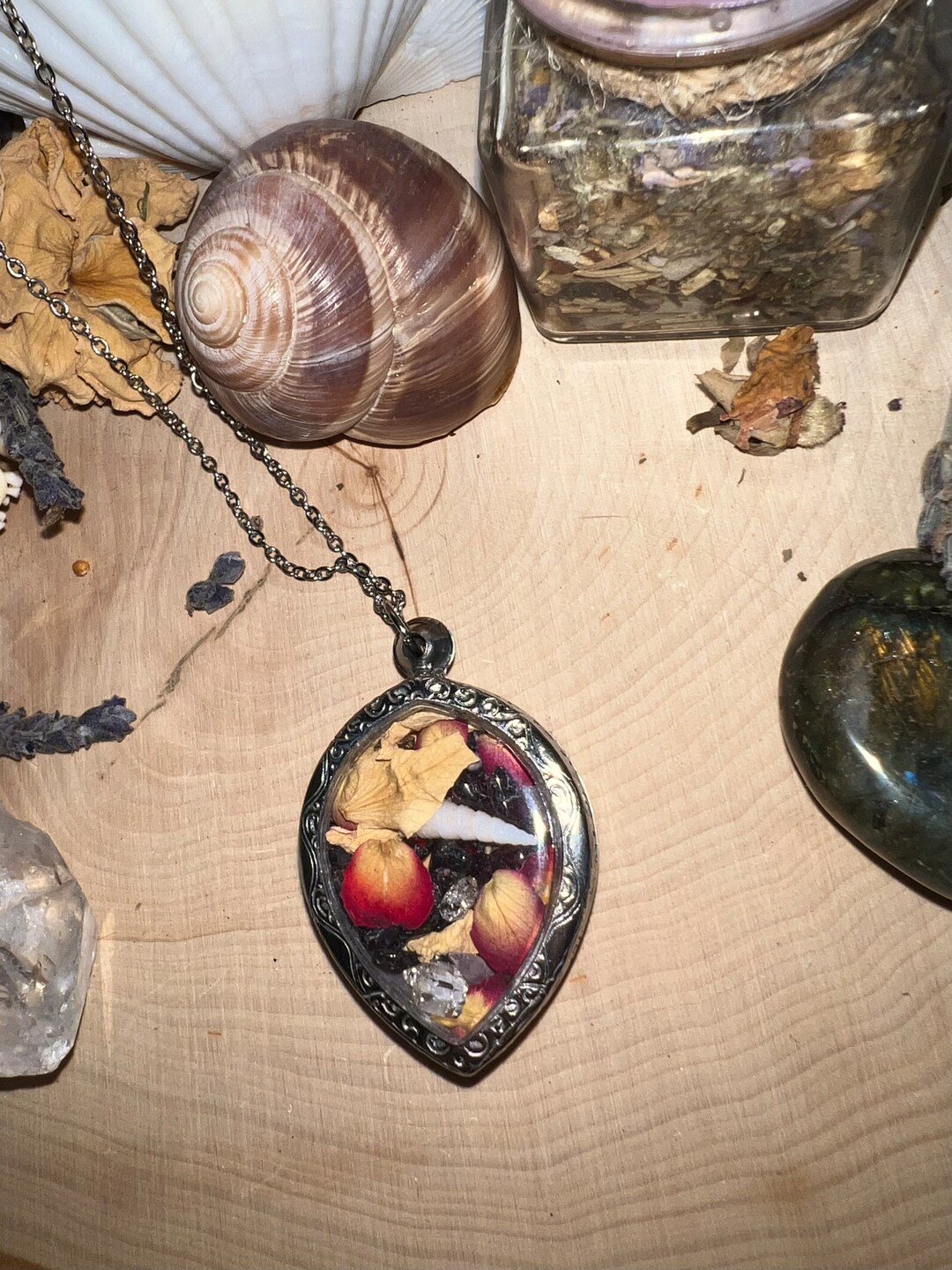 Enchanted Love Locket - Etsy