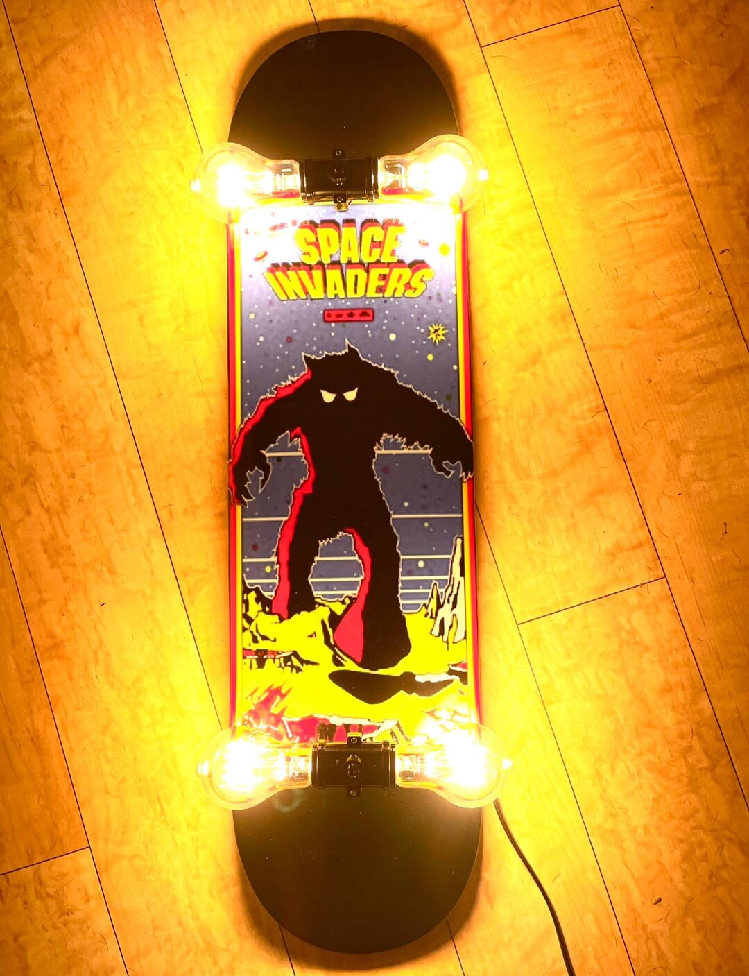 Space Invaders Skateboard Lamp - Etsy