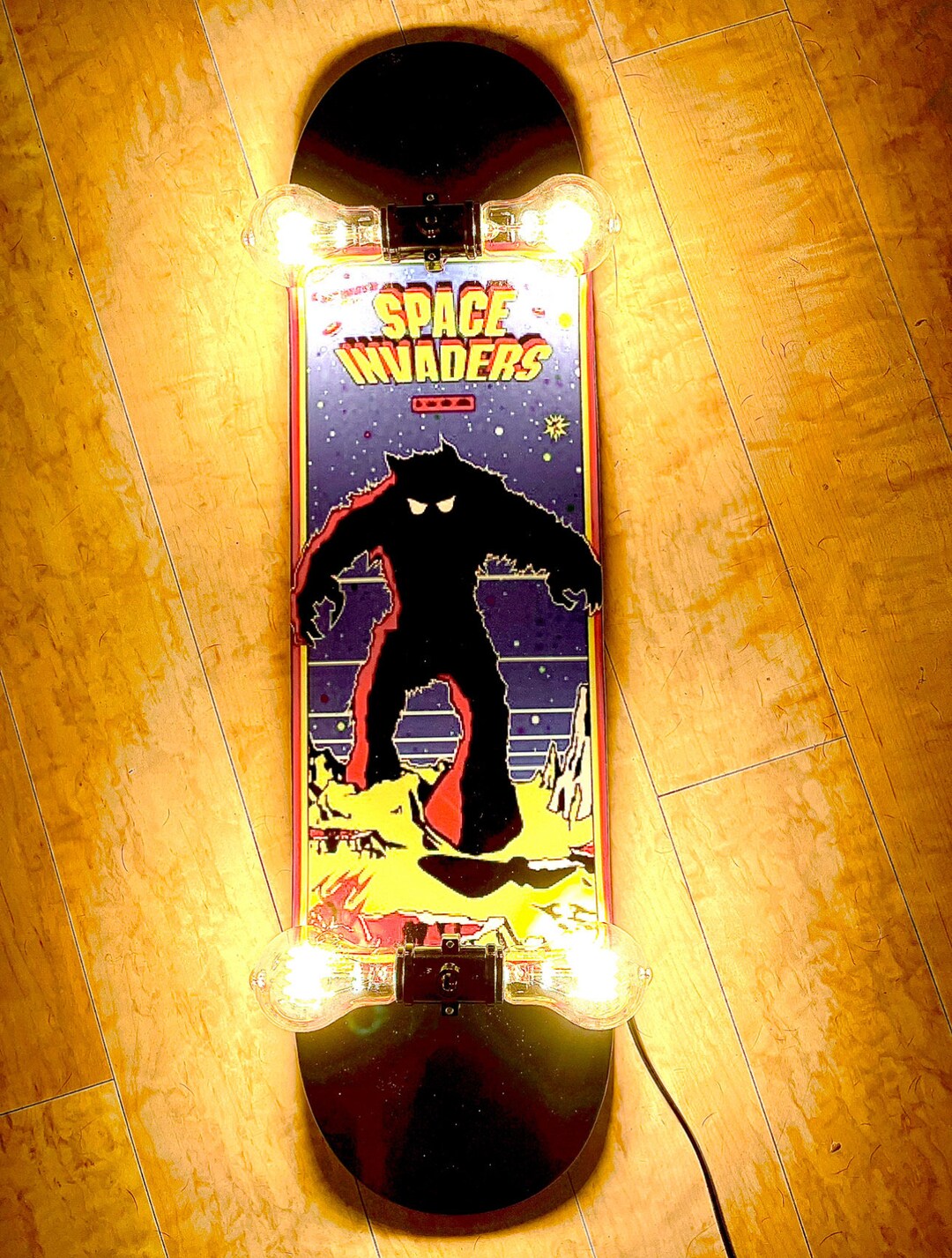 Space Invaders Skateboard Lamp - Etsy