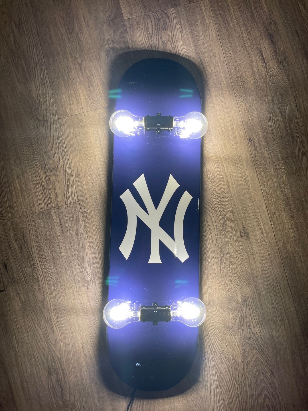 Yankees Skateboard Lamp - Etsy