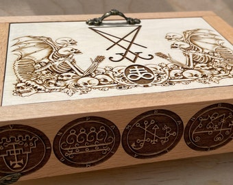 Skull Deck Box - Etsy
