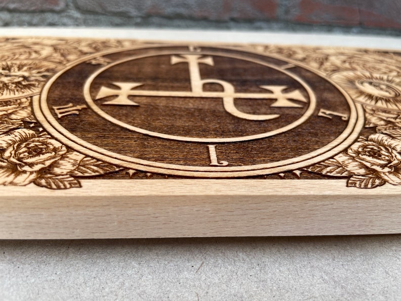 Lilith Sigil Altar Wooden Ritual Table , Altar Offering Table, Sigil of ...