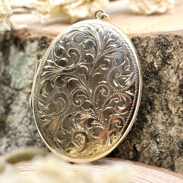 Large Oval Locket - Etsy