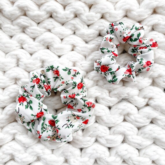 White Floral Regular Mini Matching Scrunchie Scrunchie | Etsy