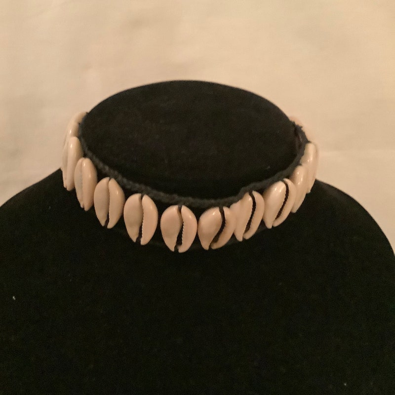 Shell Choker - Etsy