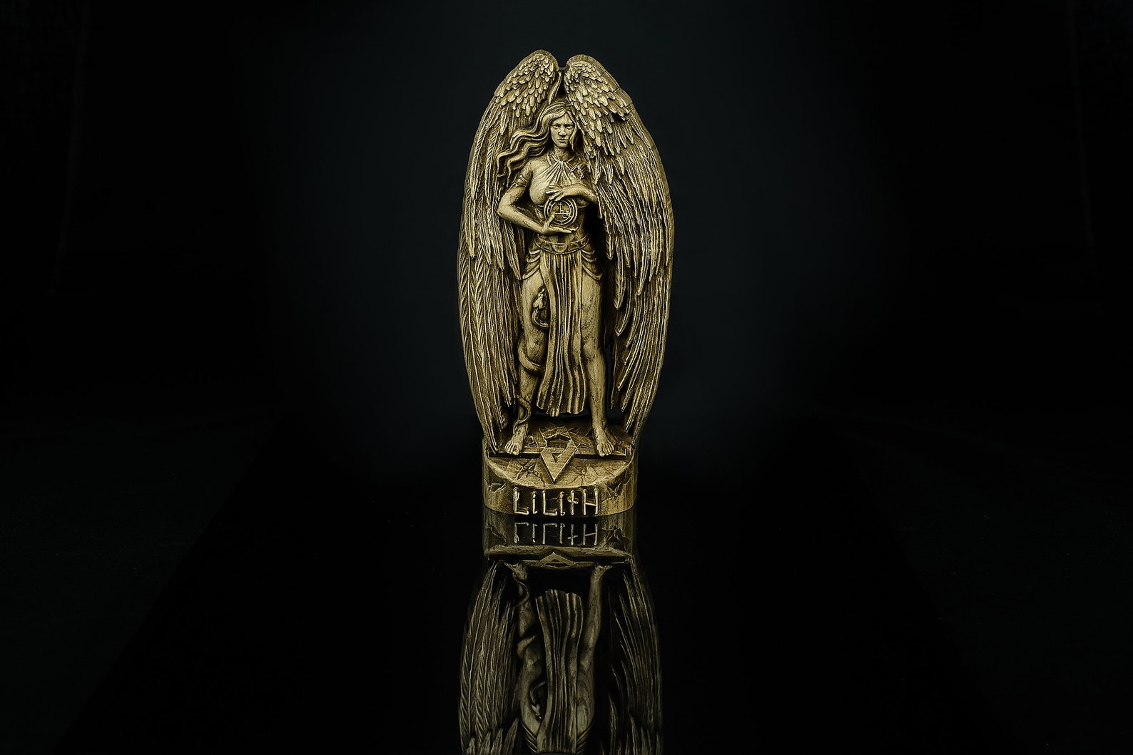 Lilith Demoness Figurine Jewish Demonology Statue Wooden - Etsy