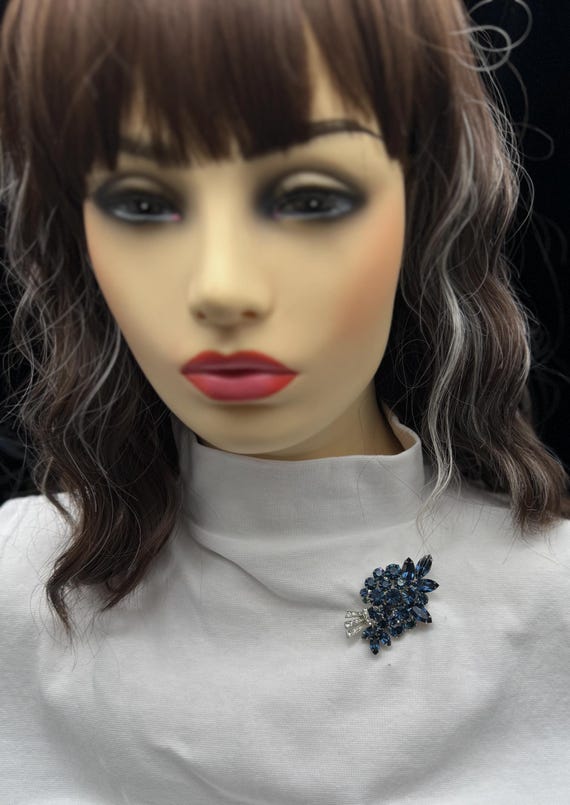 Vintage Navy Blue Rhinestone Flower Bouquet Brooch - Gem