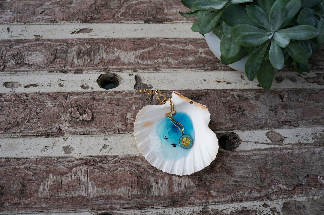 Resin OCEAN SHELL Ring Dish Scallop two Baby Turtles, Beach Decor ...
