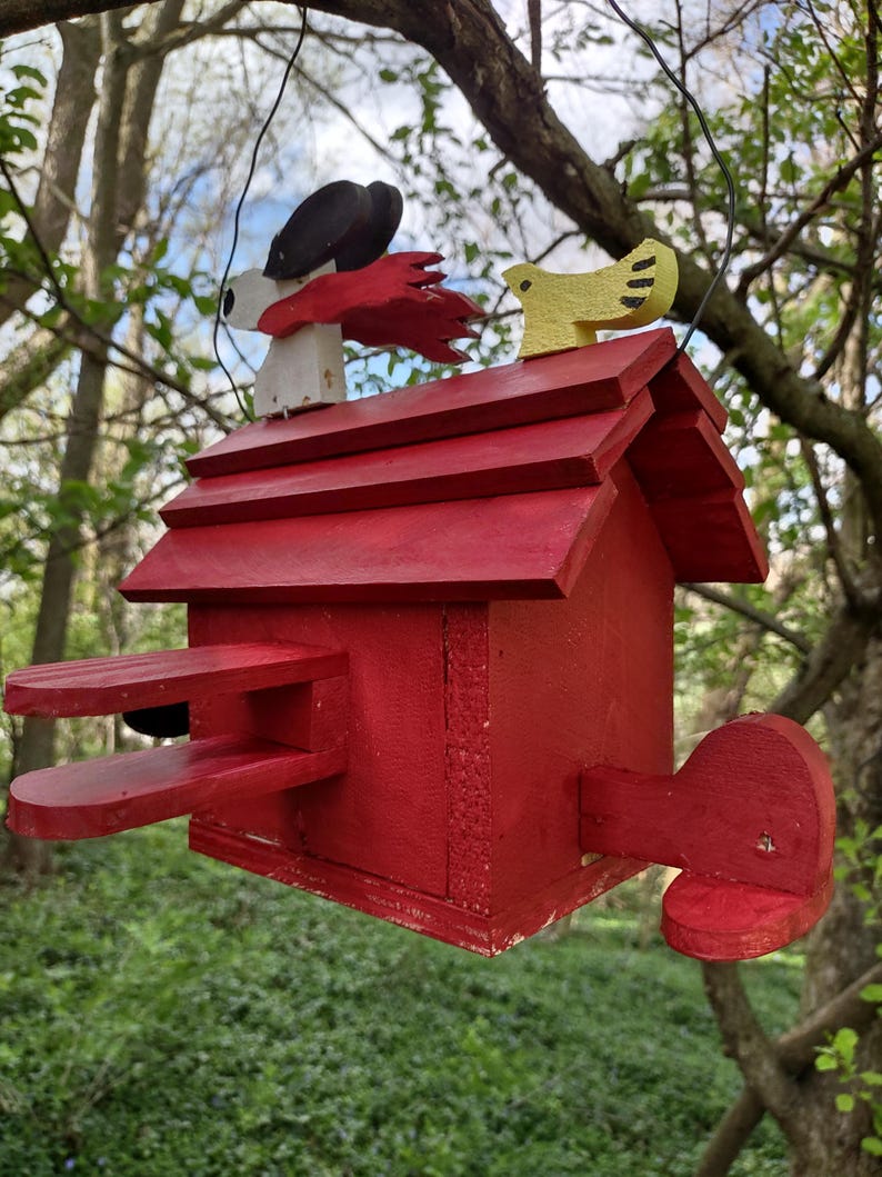 Snoopy Airplane Birdhouse for Wrens | "peanuts" Bird Box With "snoopy ...