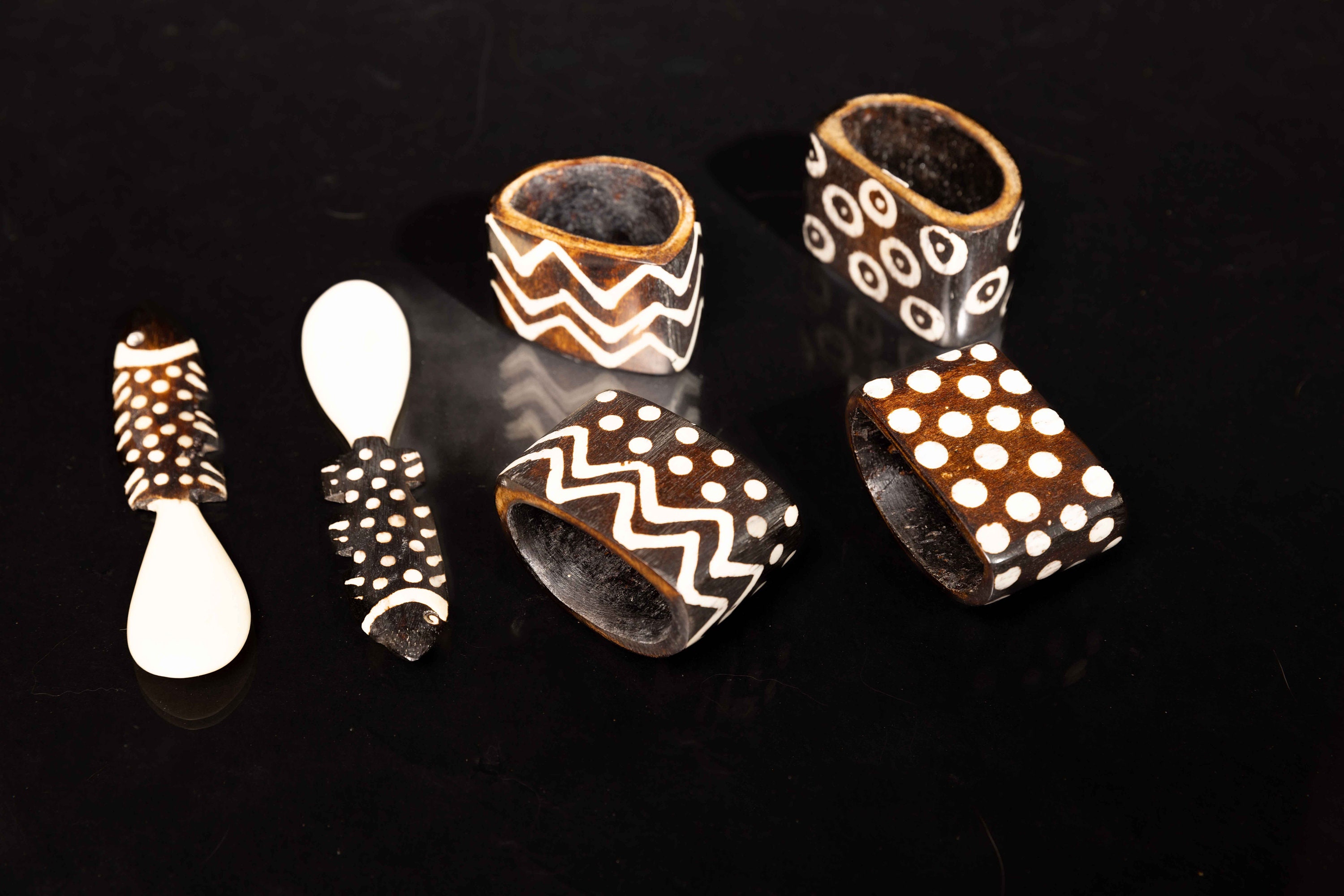 Vintage Set of 4 Handmade African Napkin Rings/2 Salad Serving - Etsy