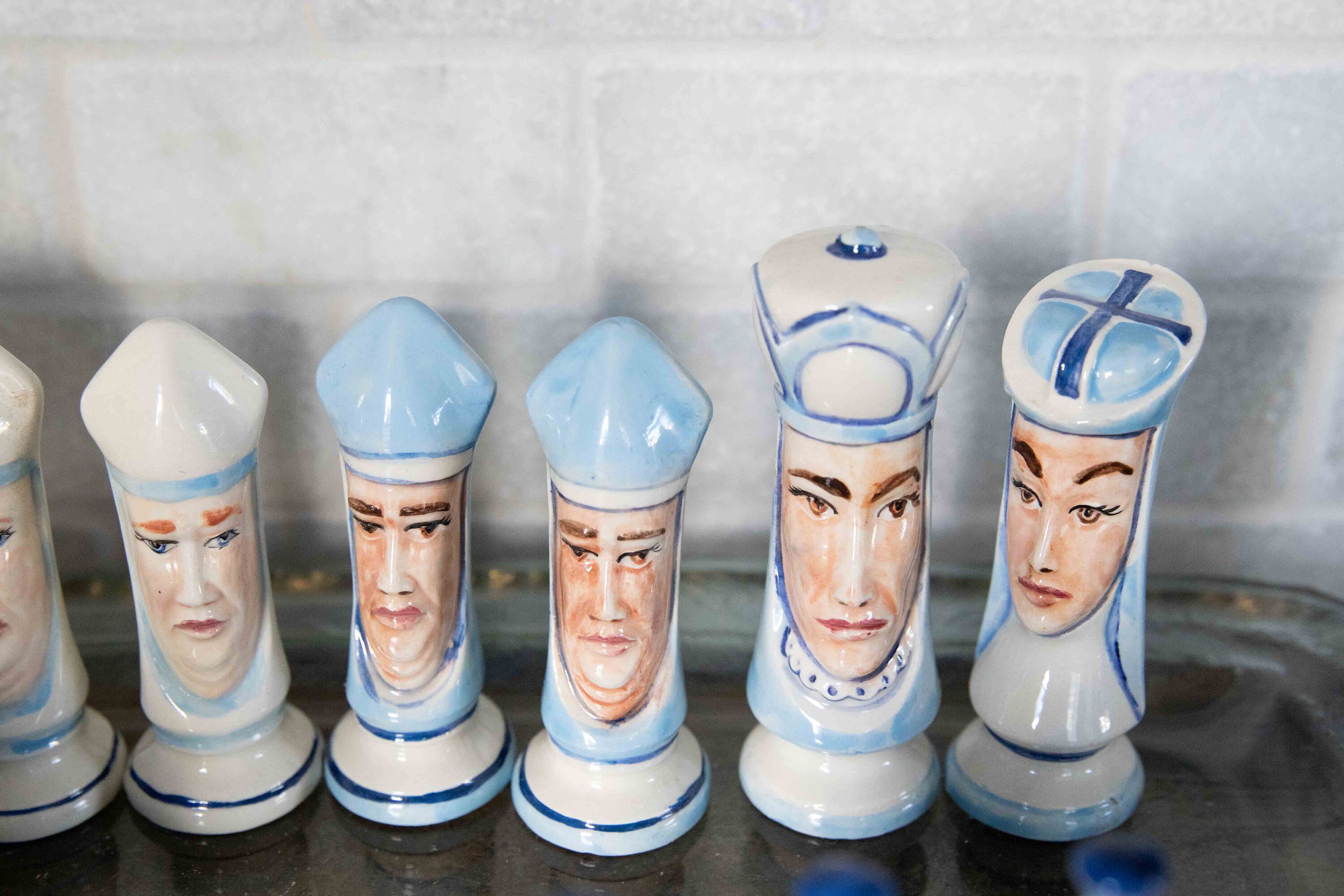 Vintage Duncan Chess Set Medieval Ceramic Faces Hand Painted Rare 32 ...