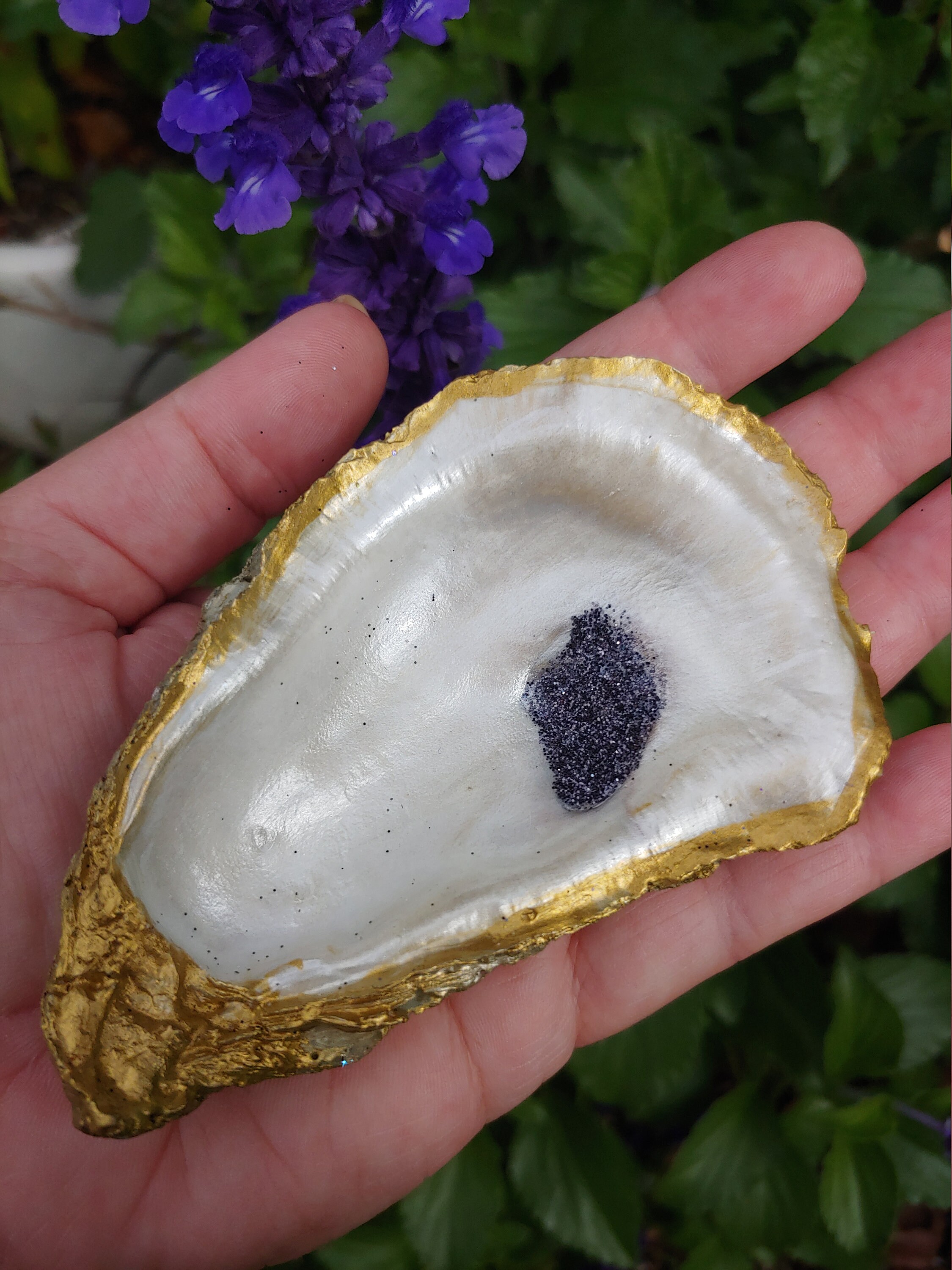 Customizable Oyster Shell Ring Holder | Etsy