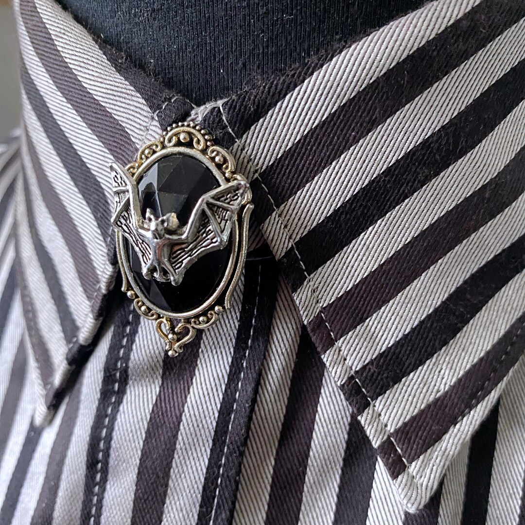 Gothic Goth Vampire Bat Horror Collar Button Cover Cameo Prom Wedding B ...