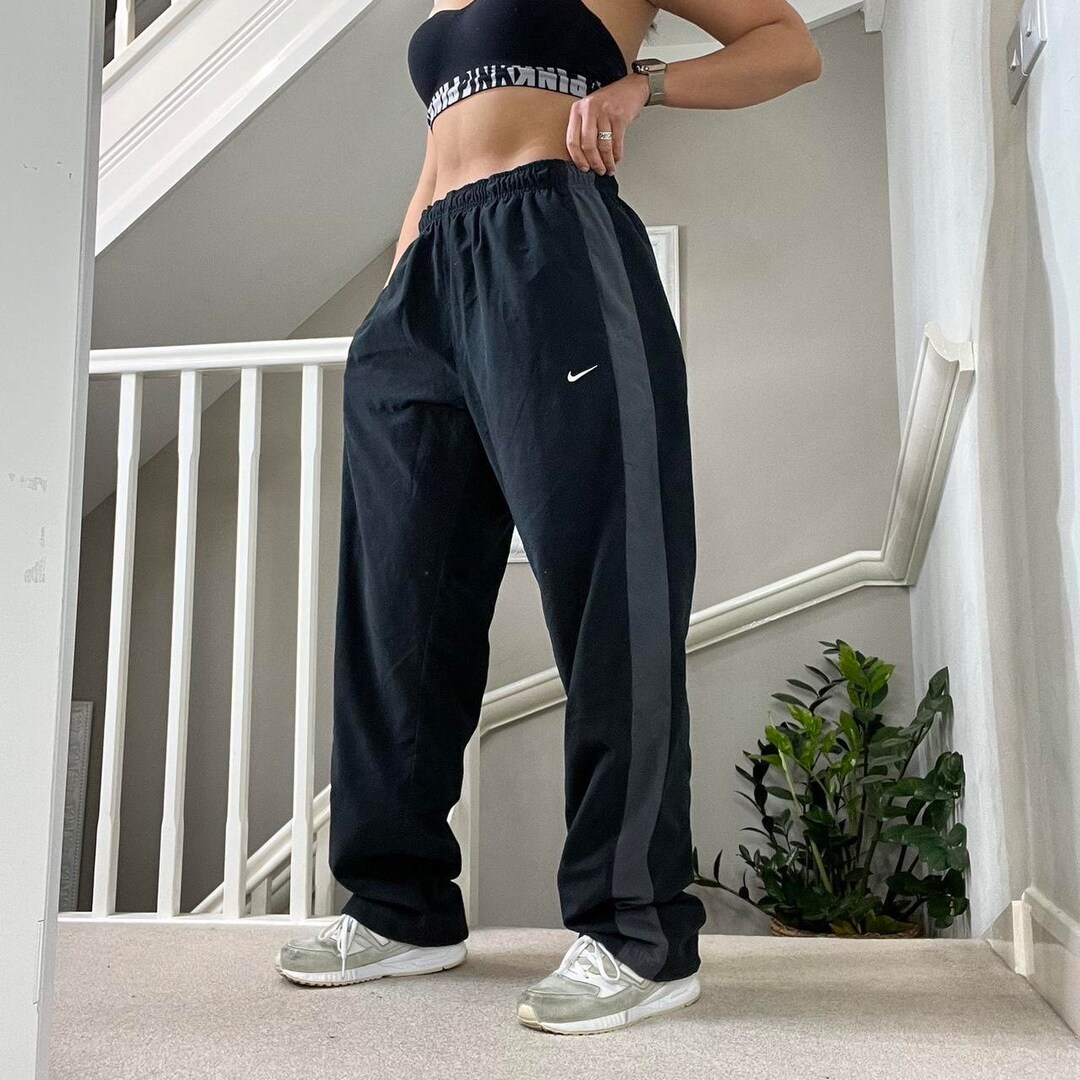 Nike Straight Wide Leg Loose Fit Mesh Lined Tracksuit Bottom Winbreaker ...