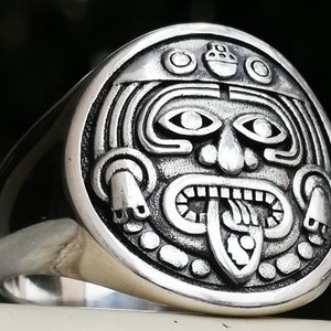 Aztec Calendar Stone Pectoral Medallion Antique, Aztec Sun God Tonatiuh ...