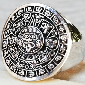 Aztec Calendar Stone Pectoral Medallion Antique, Aztec Sun God Tonatiuh ...