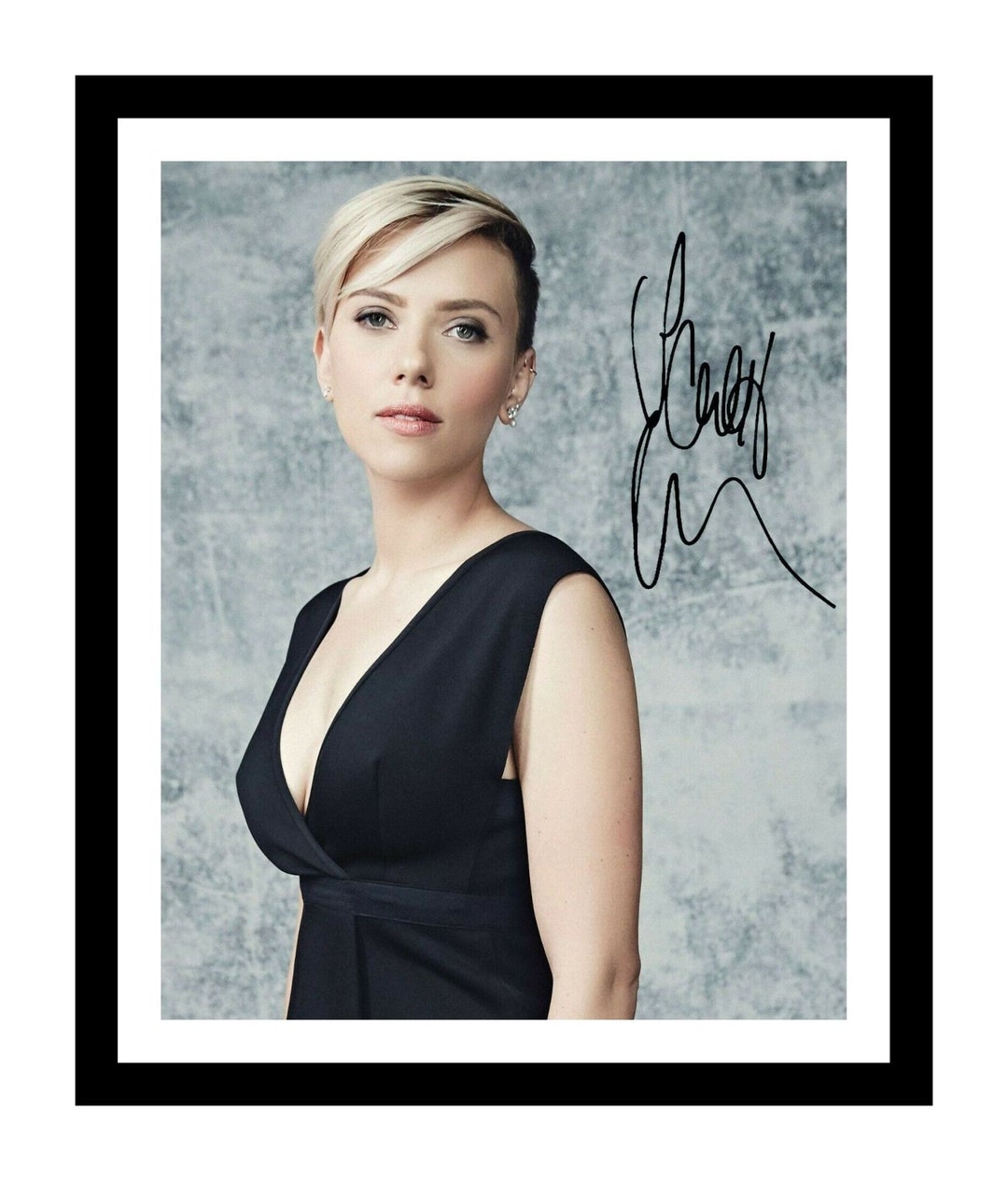 Scarlett Johansson Autographed Signed and Framed Photo - Etsy