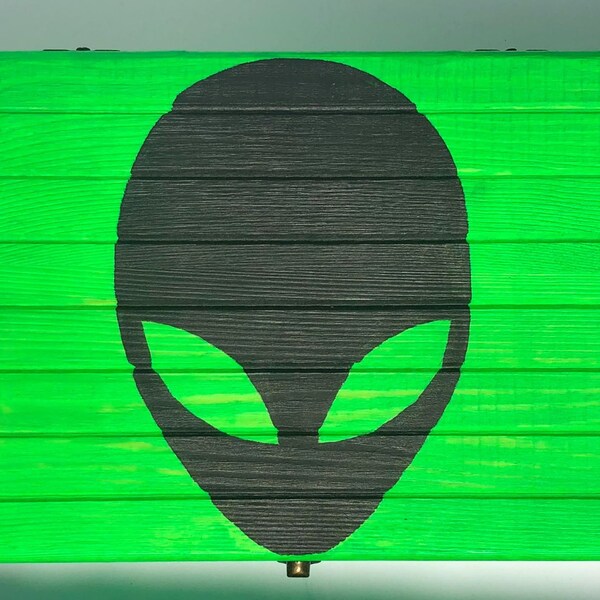 Green Alien - Etsy