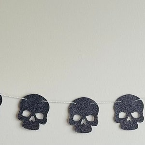 Skull Confetti, Halloween Decorations, Skeleton, Scary Decor, Black ...