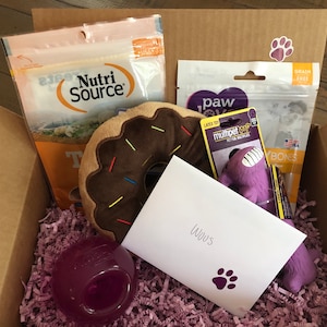 Pup Parcel - Doggy Gift Box - FIVE Treats/toys! - Etsy