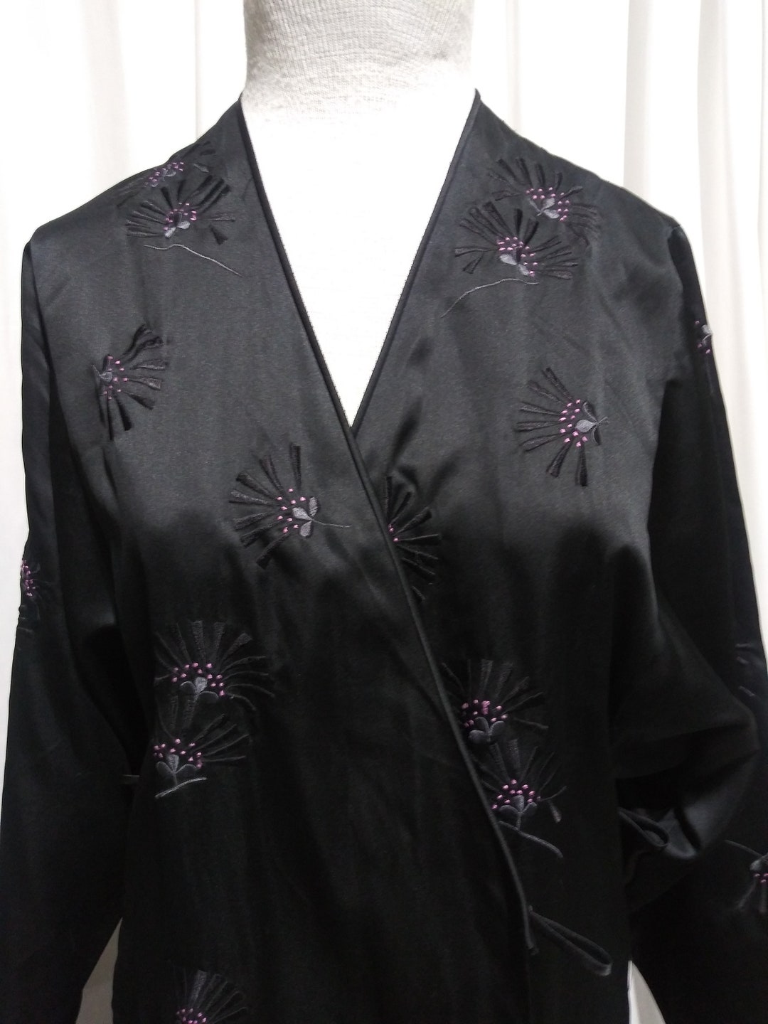 Vintage Black and Purple Robe - Etsy