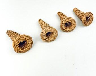 Small Cornucopia Basket - Etsy