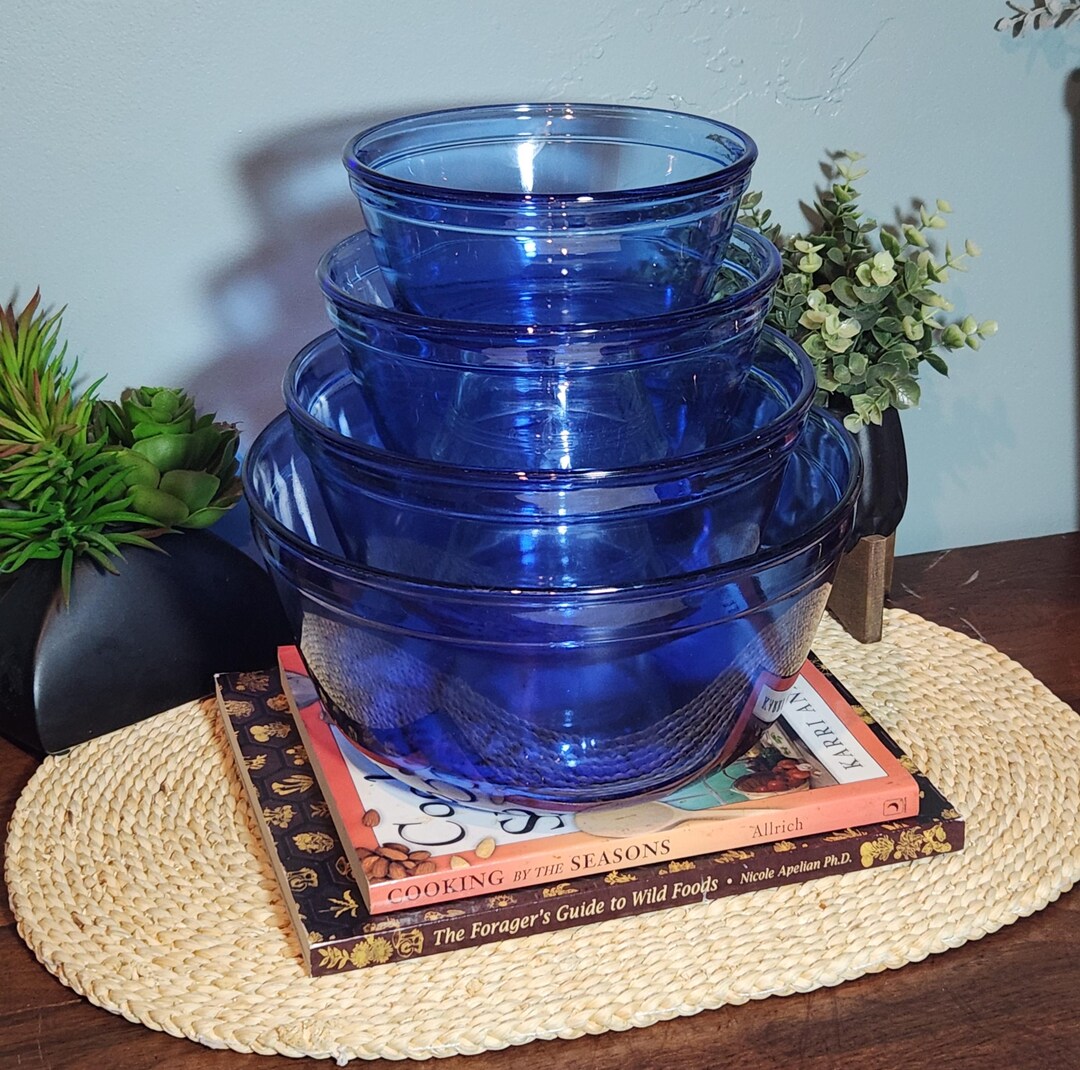 Cobalt Blue Glass Mixing Bowls Set Of Four Anchor Hocking Vintage Blue Etsy