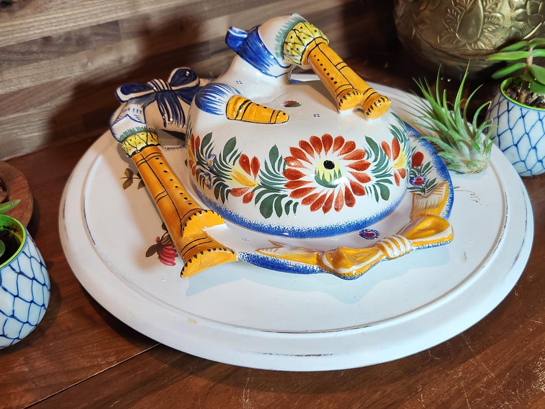 Quimper Pottery Henriot "biniou" Covered Dish France 1940s Bagpipe Dish ...