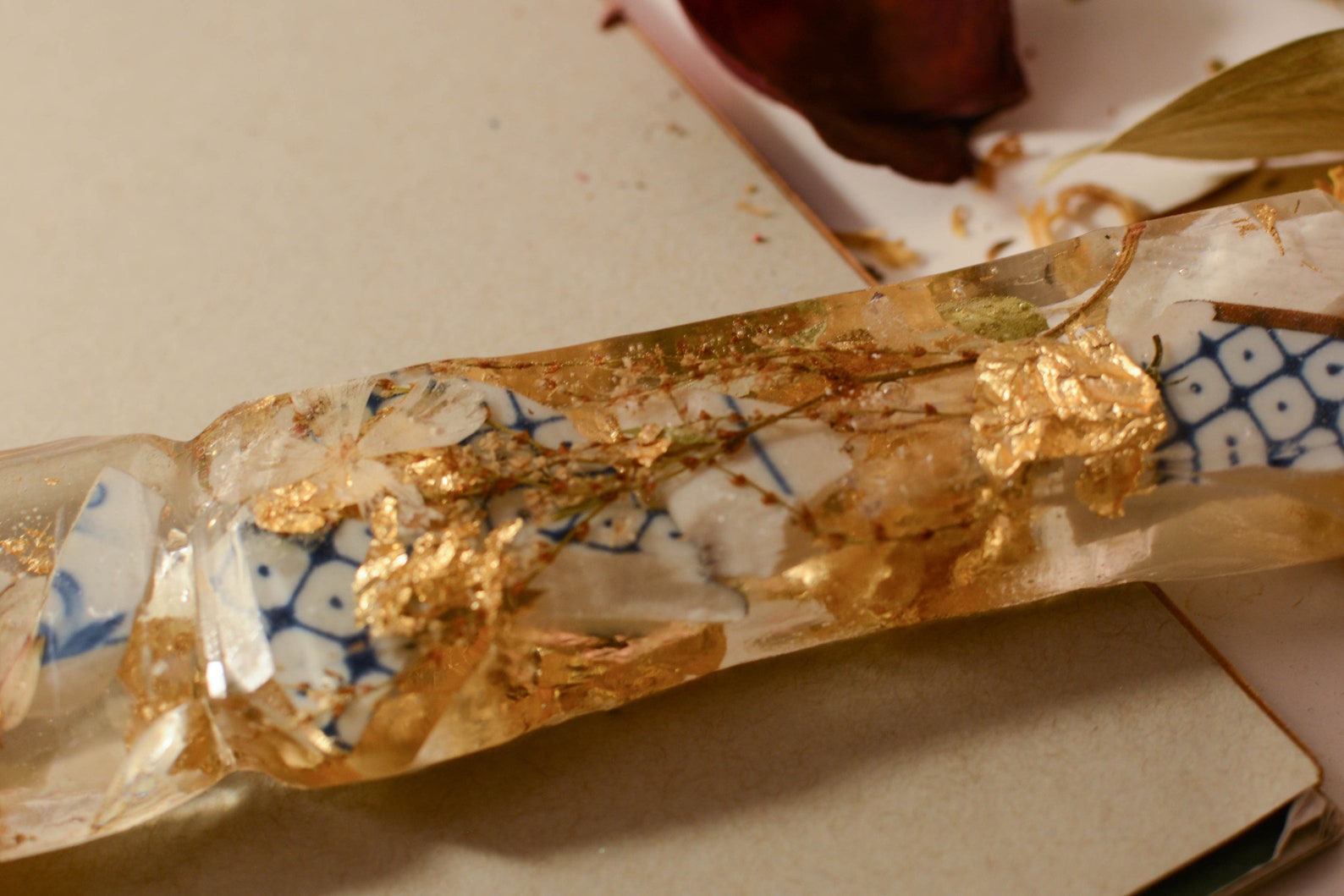 15 inch Kintsugi-inspired resin sword/dagger | Etsy