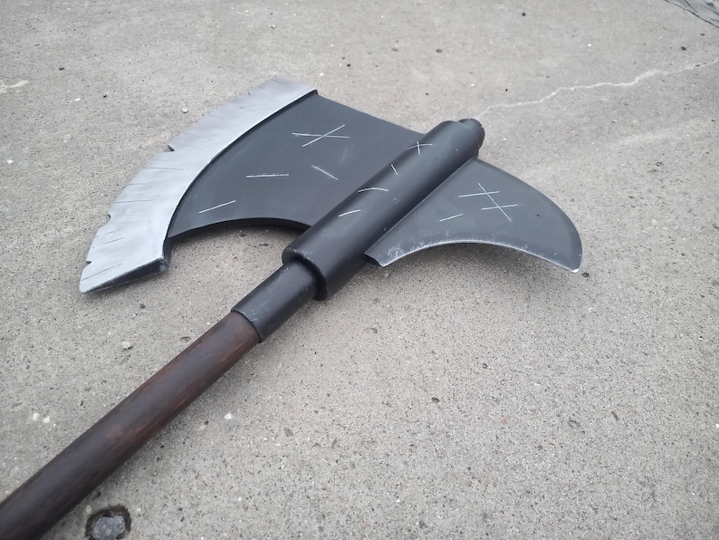 Dungeon Meshi / Delicious in Dungeon Senshi Axe. Prop. Cosplay. - Etsy