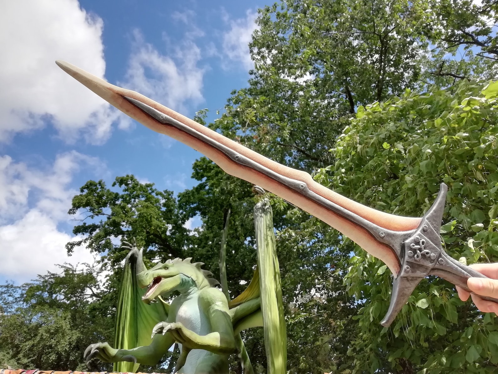 Skyrim Dragonbone Sword. Fan Art. Plywood. Cosplay Prop. - Etsy