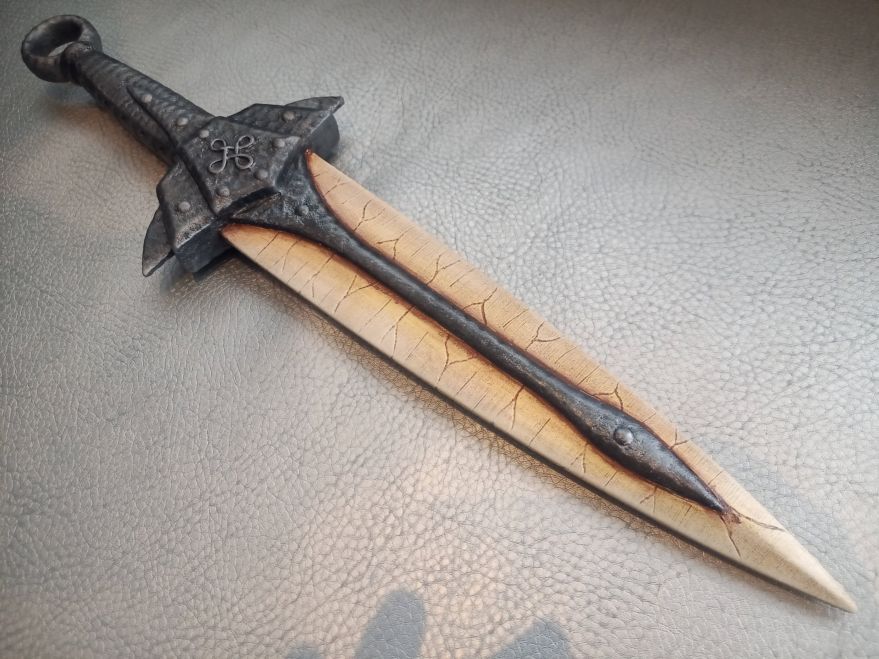 Dragonbone Sword Dawnguard