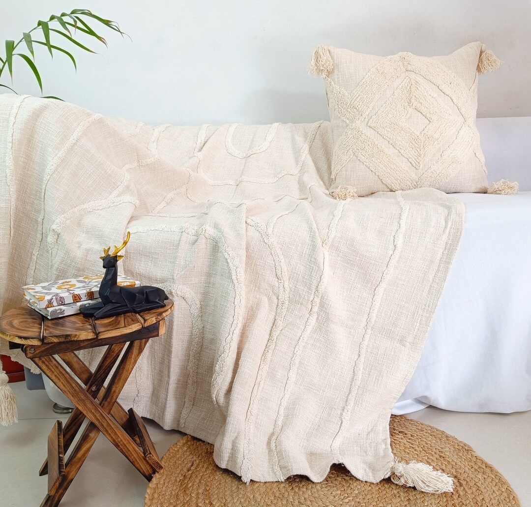 Classy Boho Tufted Throw Decorative Ivory Tufted Throw for Farmhouse ...