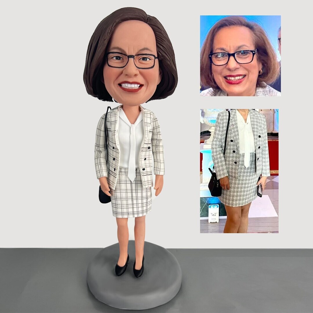 Custom Bobbleheads: Casual Woman Office Women Personalized Bobbleheads ...