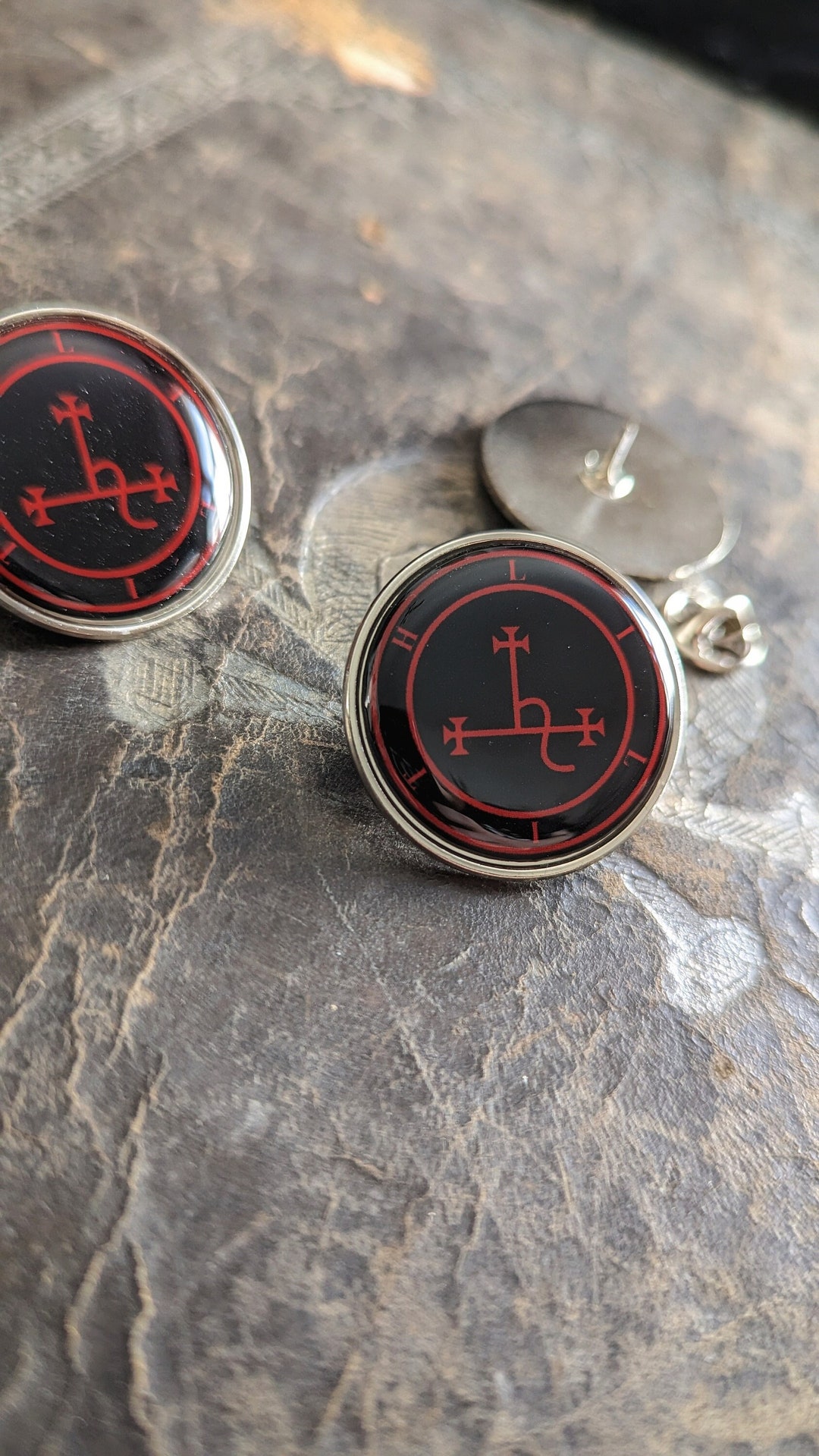 LILITH SIGIL : Enamel Pin, Occult Pin, Dark Mother Divine, Sacred Feminine, Left Hand Path Pin ...