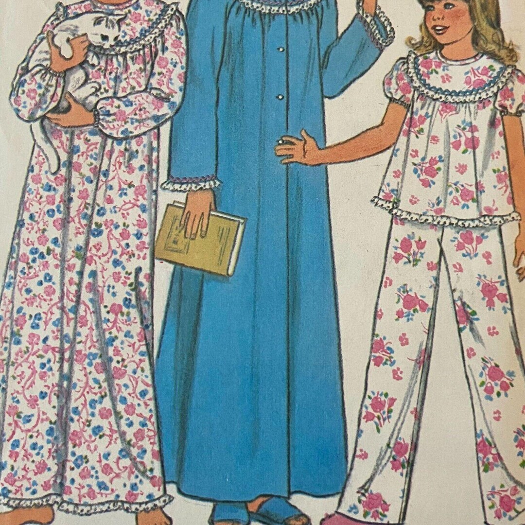 Simplicity 8127 Pattern Pajama Nightgown Robe Girls & Chubbies Large ...