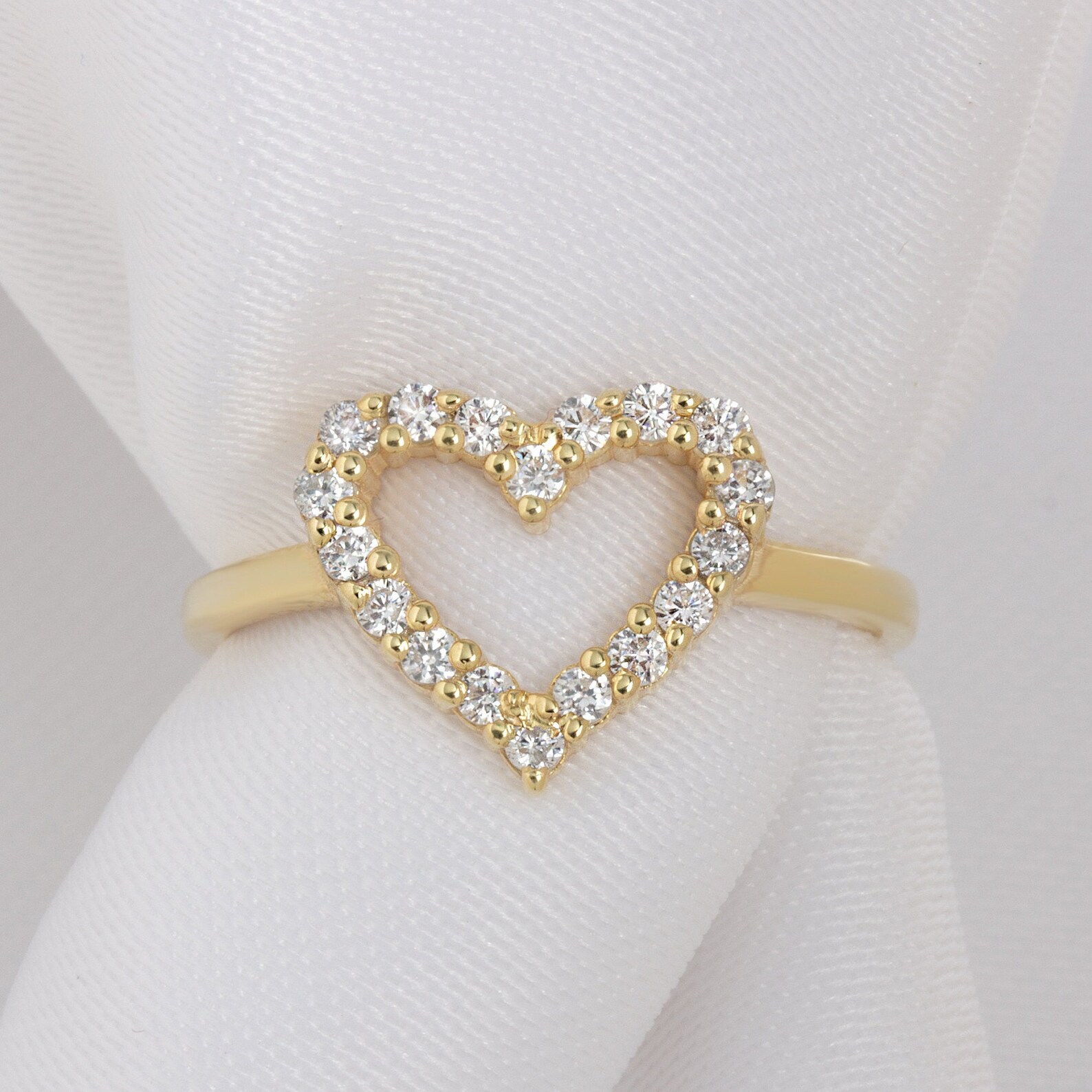 Diamond Heart Ring / 14k Gold Heart Stacking Ring / Love Ring - Etsy